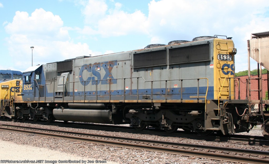 CSX 8532